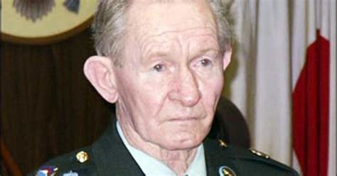 Army Deserter Freed After 40 Years Cbs News