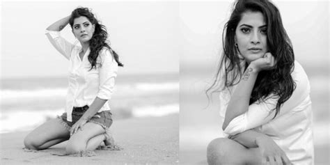 Varalakshmi Sharathkumar తీరంలో వయ్యారాలు పోతున్న వరలక్ష్మి Telugu