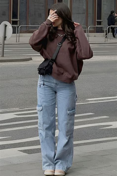 25 Cool Baggy Jeans Outfits To Steal Right Now Insiderlyfe