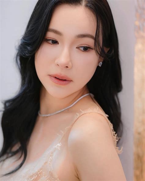 Ig ต้นหอม ศกุนตลา เทียนไพโรจน์ วิธีแก้ชงคือกินเบียร์ เทอย่างเดียวไม่ต้องชงค่ะ Instagram