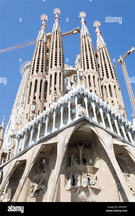 Detalle Arquitectónico De La Sagrada Família La Iglesia Católica