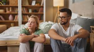 11 Common Behaviors That Make Men Lose Interest Fast According To Research Yourtango