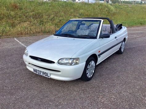 96n Ford Escort 16 Calypso Cabriolet Mk6 White Low Mileage Classic