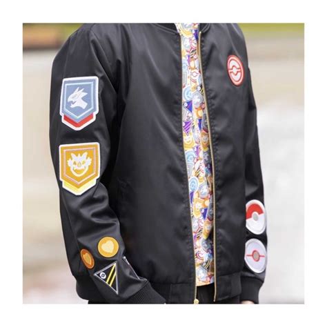 Pokémon Go Trainer Gear Level 50 Jacket Adult Pokémon Center Uk