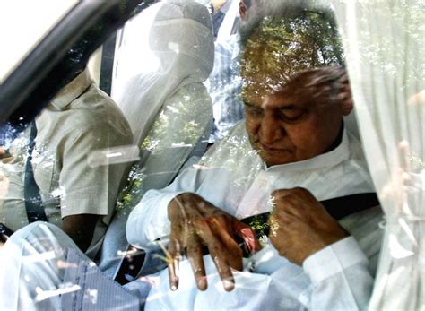 290922 New Delhi Rajasthan Cm Ashok Gehlot Arrives To Meet Sonia Gandhi