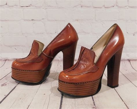 Vintage 1970s Platform Heels Made In United Kingdom Uk Size 4 Us