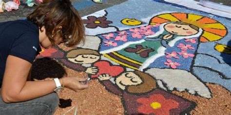 Ruas do Centro de Campos interditadas para confecção de tapetes de