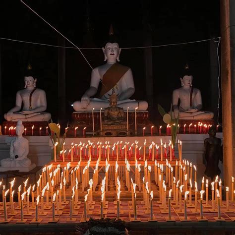 เทียนบูชาล้านนา เสริมดวงชะตาบารมี