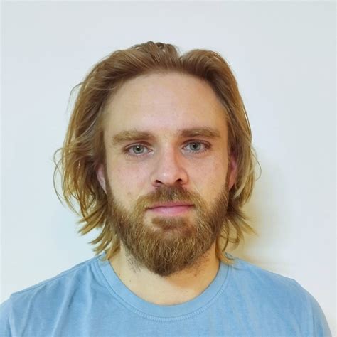 Breaking Into Ais Black Box Anthropic Maps The Mind Of Its Claude Large Language Model