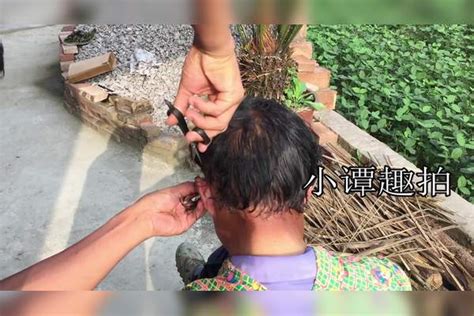 灵川小伙尝试给爸爸剪新发型，剪好才发现，不做设计师可惜了灵川爸爸小伙