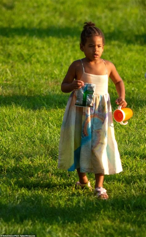 Captured The Moments Beyoncé On A Rare Outing With Twins Rumi And Sir As They Enjoy A Boat Trip