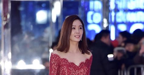 Tenphoto 김현주 매혹적인 레드 시스루 드레스 2015 Sbs 연기대상