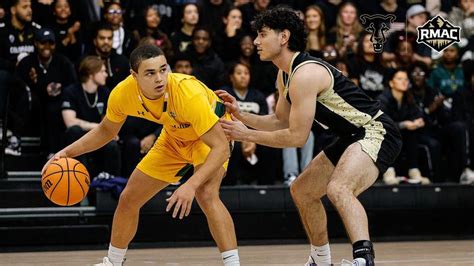 Mens Basketball Loses Double Digit Second Half Lead At Bhsu 75 66