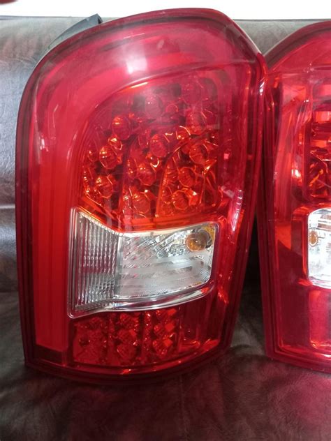 렉스턴w 데루등 후미등 팝니다 헬로마켓