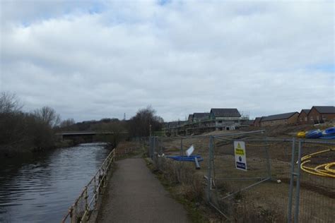 Construction South Of The River Calder © Ds Pugh Cc By Sa20