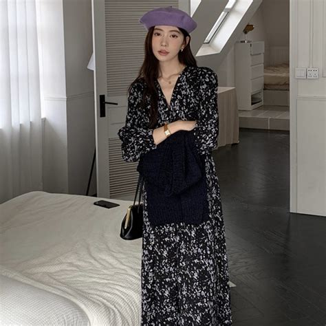 코디세트브이넥 플라워패턴 롱원피스브이넥 니트 조끼 세트 Ag114415e