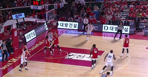 부산 Kcc 제공권 장악하며 서울 Sk에 완승