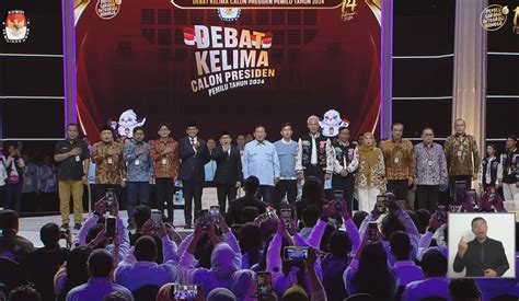 Survei LSI Data Insight Catat Elektabilitas Tertutup Ganjar Mahfud