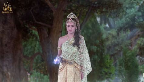 ปกพนโดย Thai beautiful ใน ละครจกๆวงๆ เสอผา ไทย ภาพประกอบ