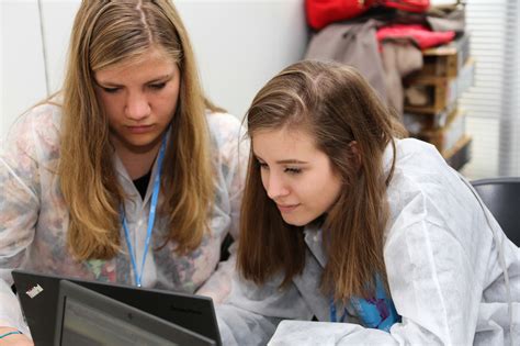 Paving The Way For Women In Technology Euractiv