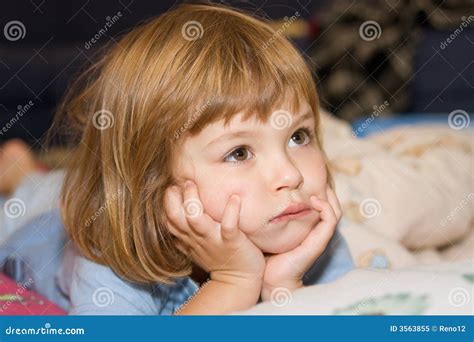 Wenn Ich Krank Bin Stockbild Bild Von Schlaf Kinder