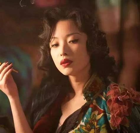 女明星这些性感部位：莫文蔚的腿、舒淇的嘴、倪妮的眼睛凤凰网