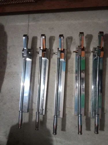 Titanium Rod Cutter For Spine Surgery Daksh Surgical At ₹ 12000piece
