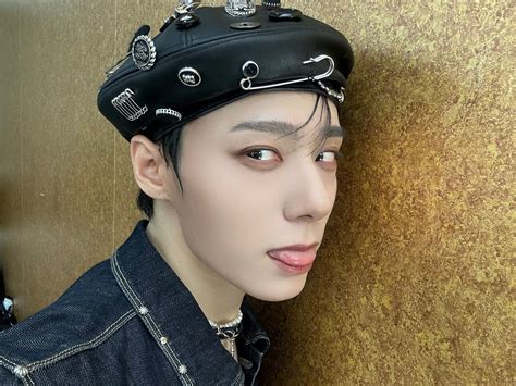 [잡담] 뱀파이어 남돌 인스티즈 Instiz 연예 카테고리