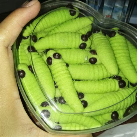 Jual Kue Kering Ulat Bulu Rasa Susu Caterpillar Cookies Shopee