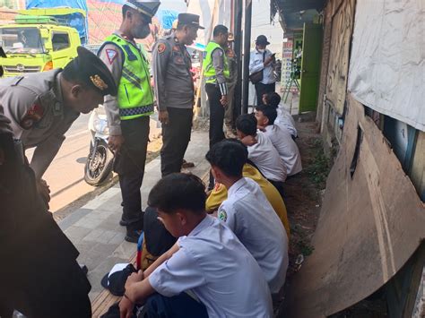 Parah 17 Siswa Di Batang Nekat Bolos Sekolah Demi Main Remi Radar Pekalongan ID