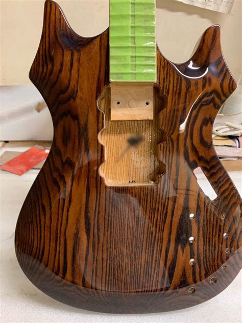 Heres The First Liger To Be Custom Phred Instruments