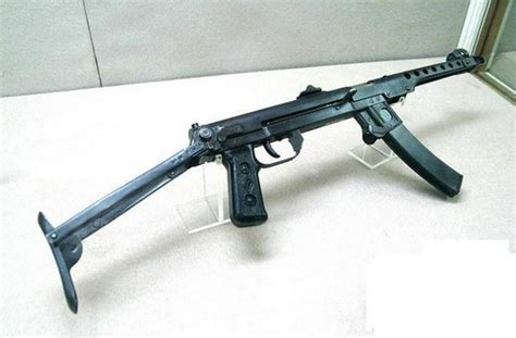 Ppsh43冲锋枪二战时苏军侦察兵的利器 知乎