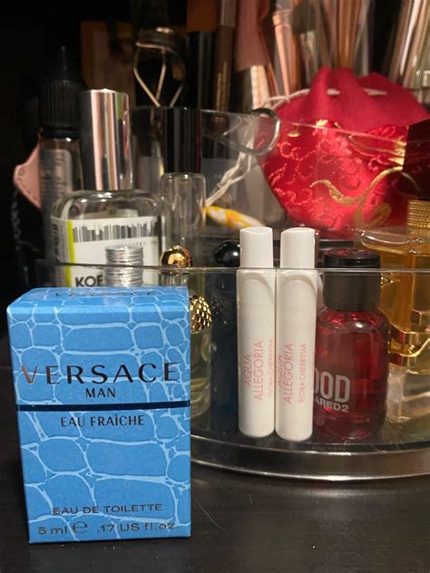 Versace Man Eau Fraiche 5ml 美容＆化妝品 健康及美容 香水＆香體噴霧 On Carousell