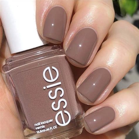 essie 美國 Crochet Away ES691 這款帶紅色底色的灰棕色指甲油柔軟舒緩 Nail Polish 13 5mL 0