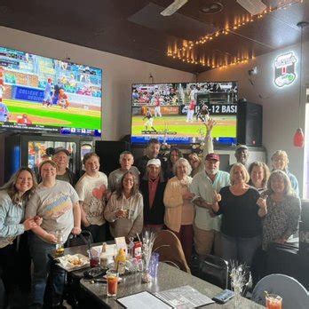WEST UNION SPORTS PUB Updated June 2025 24 Photos 85 Reviews