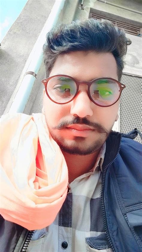 Instagram Video By Singer Laxman Yogi💫 💥 • Oct 29 2024 At 429 Am