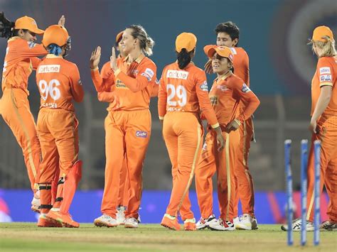 Wpl 2023 Dc Vs Gg Ashleigh Gardners All Round Show Powers Gujarat