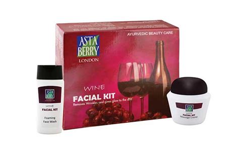 16 Best Facial Kits For Glowing Skin Of 2023 Available In India