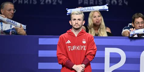 Milli Tekvandocu Ali Can Özcandan Gümüş Madalya