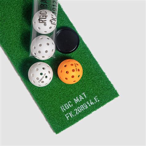 The Field Kit Random Golf Club