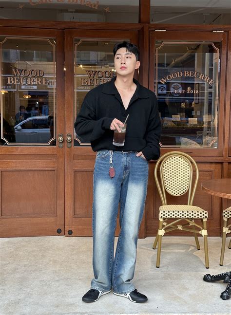 와일드 브러쉬 샌드워싱 세미와이드 데님