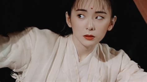 当初虽然有人说她的纪晓芙不够美，可她和孙兴的杨逍真的好配啊！腾讯新闻