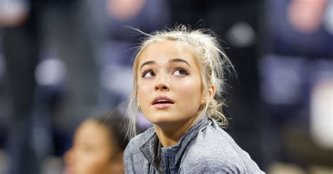 Olivia Dunne Shows Off Incredible Flexibility And Strength Going From