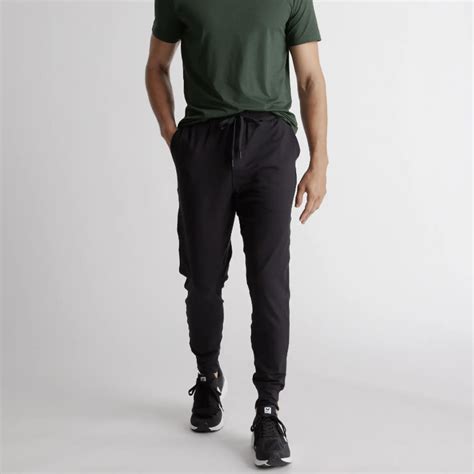 Quince Flowknit Performance Jogger Camille Styles
