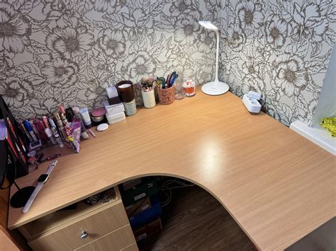 Стол письменый угловой Днепр 900 грн Офісні меблі Дніпро на Olx