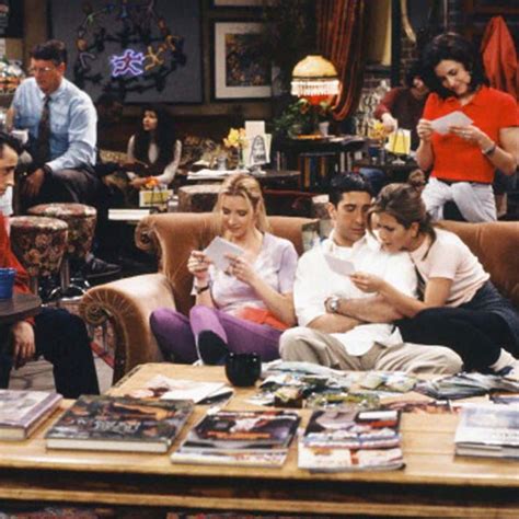 ¿sueñas Con Tener El Sofá De Friends Muy Pronto Lo Podrías Conseguir