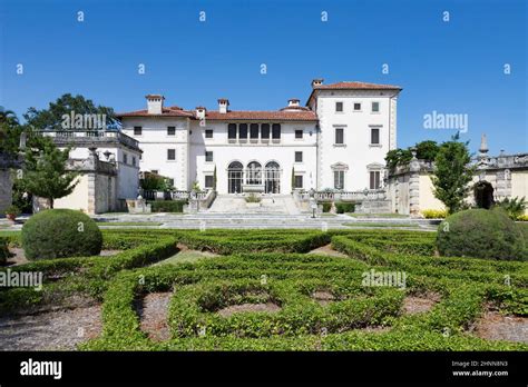 Vizcaya Hi Res Stock Photography And Images Alamy