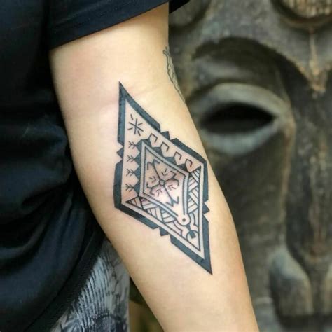 Your Tribal Tattoo Guide With 110 Inspirations Bored Panda
