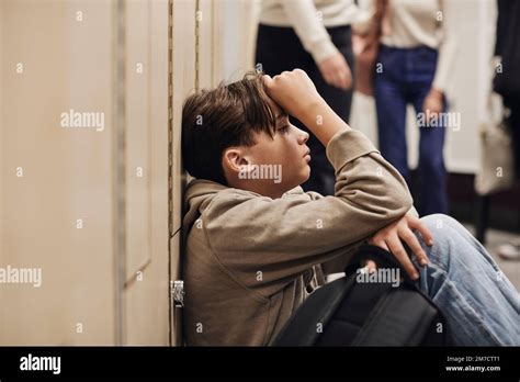 Locker School Hallway Hi Res Stock Photography And Images Alamy