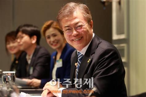 대선 지지율 문재인 387 안철수 234 홍준표 144 심상정 114 아주경제